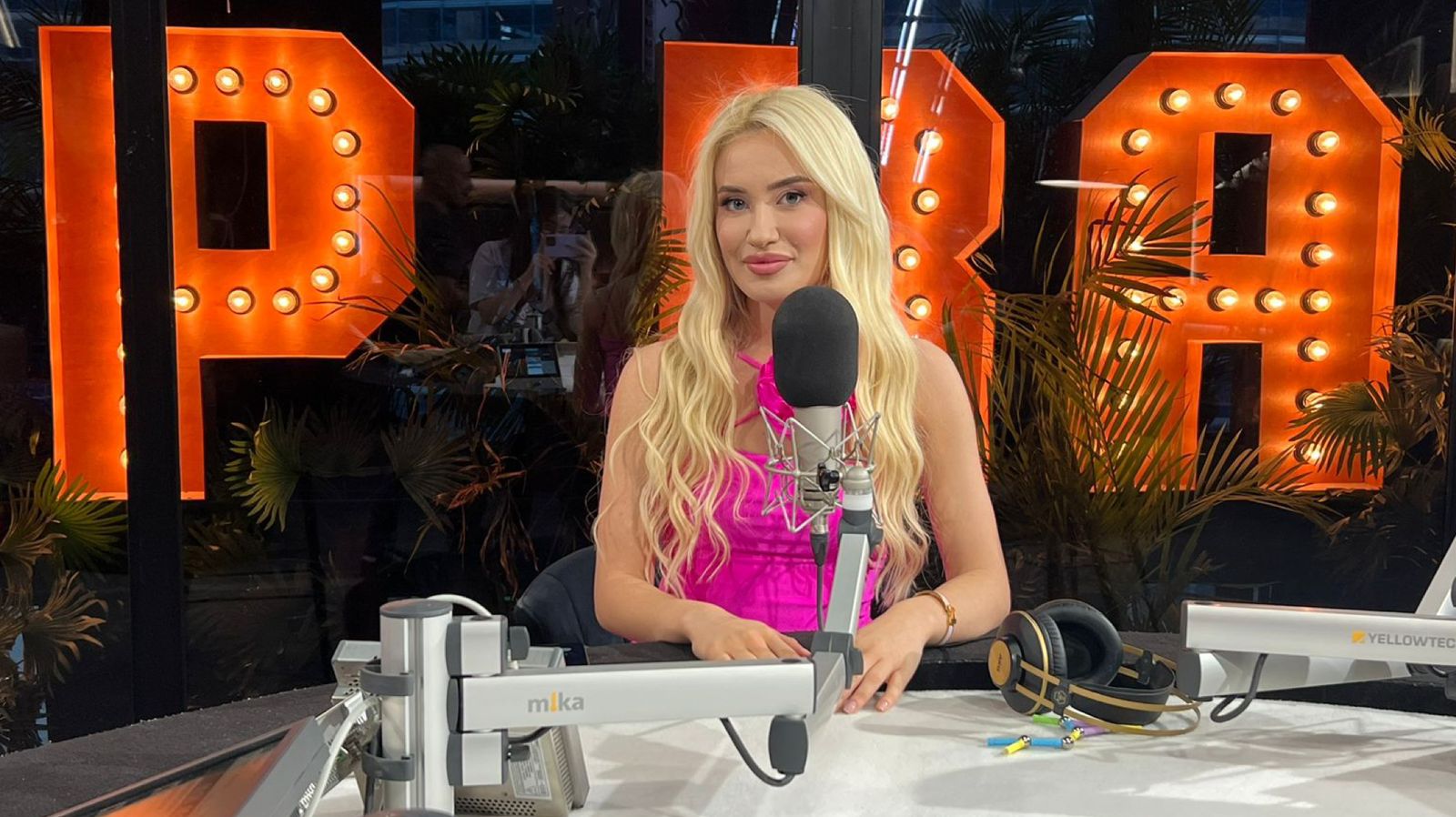 “Jam fillikat”, Dea Mishel në një intervistë ekskluzive për jetën e saj ...