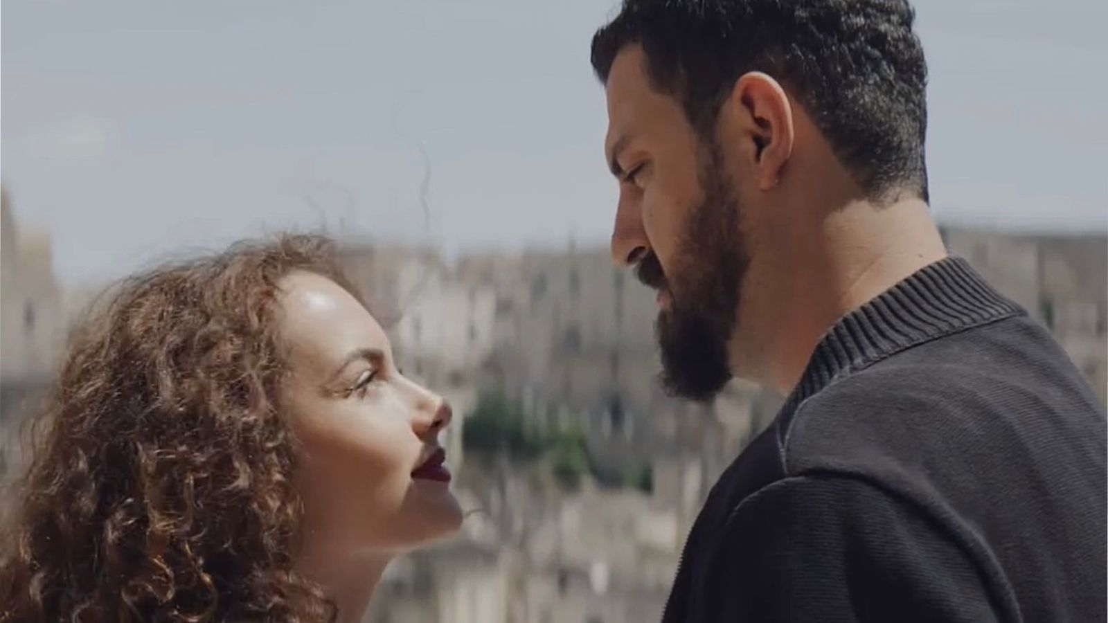 Skena ‘të nxehta’ në filmin “Guxim”?! Drilon Hoxha: “Shkon deri…” | Top ...